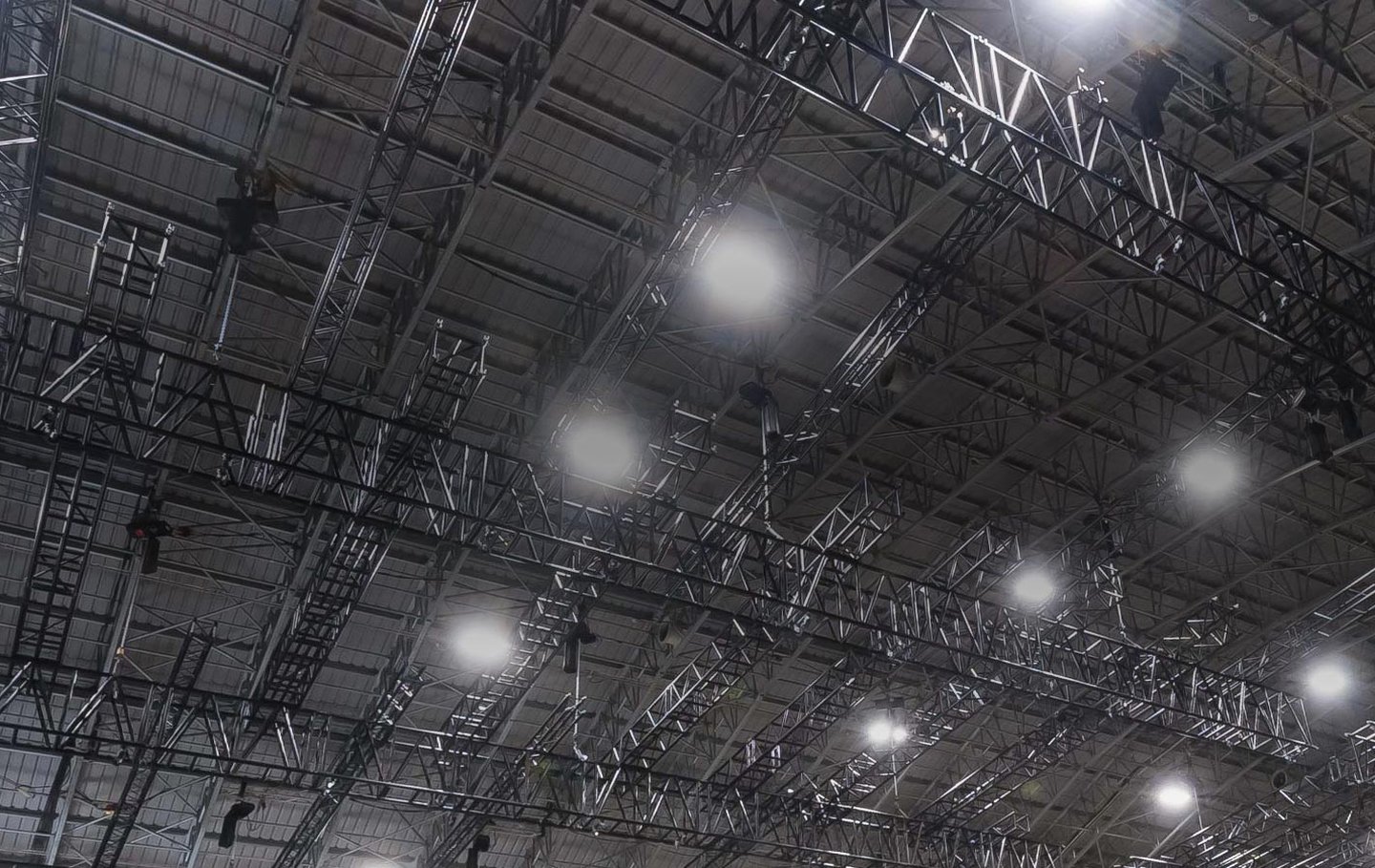 ITV Studio Bovingdon Mothergrid | Rigger